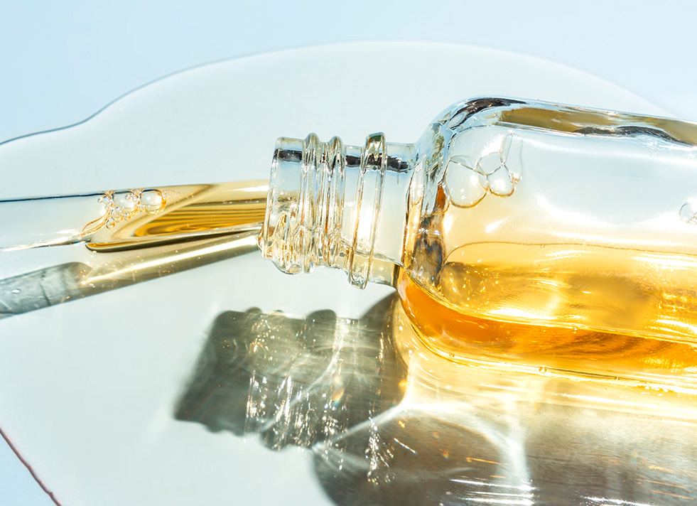 Peptidi viso: cosa sono e come usarli nella skincare - TuttoFarma